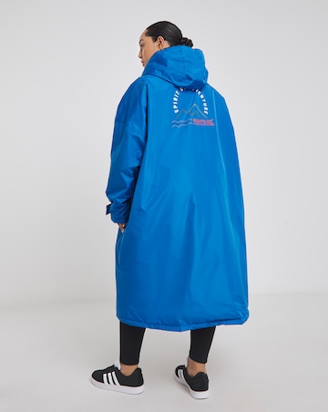Regatta Waterproof Changing Robe | Simply Be