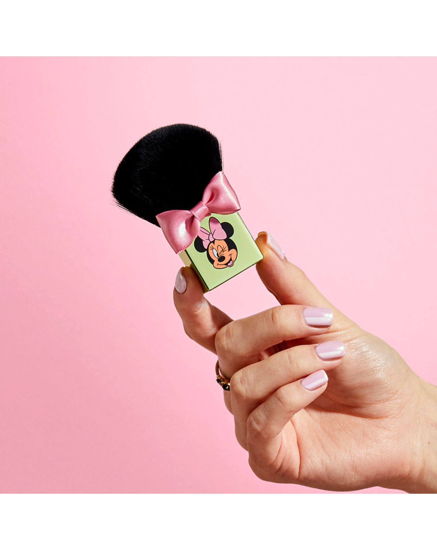 Spectrum x Disney So Much Minnie Kabuki Brush | Simply Be