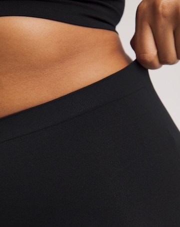 Pretty Secrets 3 Pack Seamless Comfort Shorts | Simply Be